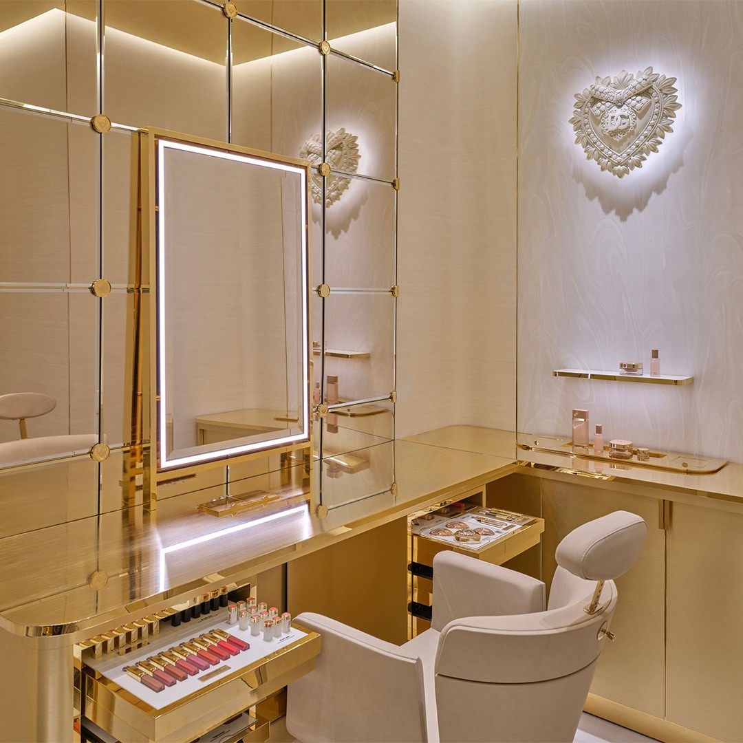 Dolce&Gabbana Make-up Session at Jakarta Senayan City Mall - Beauty